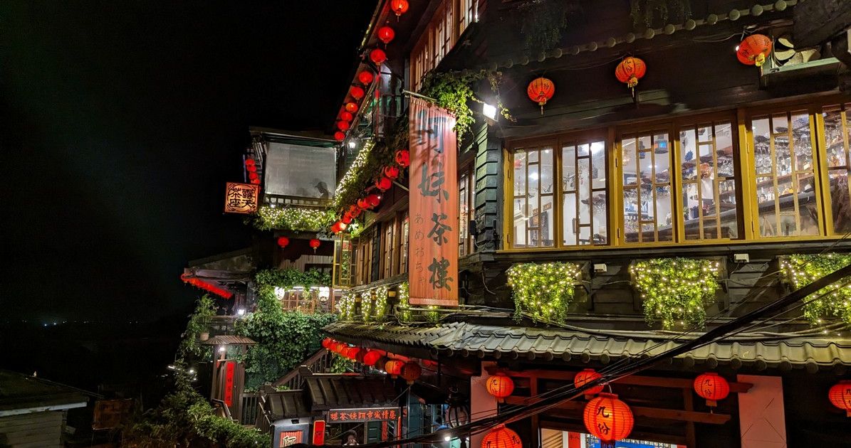 ナイト九份観光と夜市散策